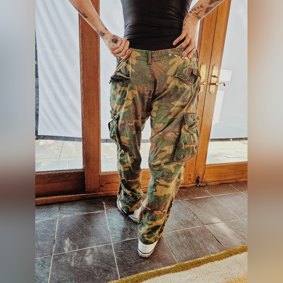 U.S. Army | Pants | Unisex Authentic Army Camouflage Pants | Poshmark